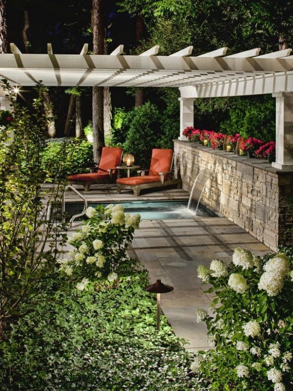 5 Inspiring Backyard Retreats for Your Private Oasis