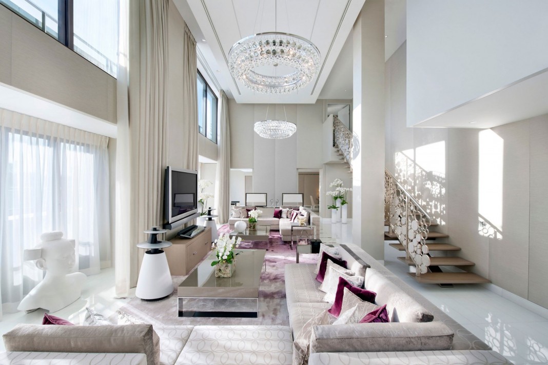Engaging Low-Profile Interior Design: A Modern, Comfortable and Unique ...