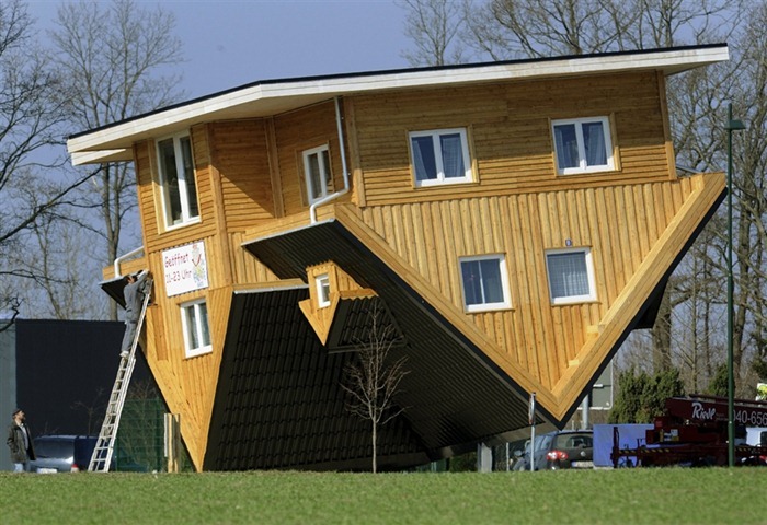 10 most amazing houses and buildings in the world