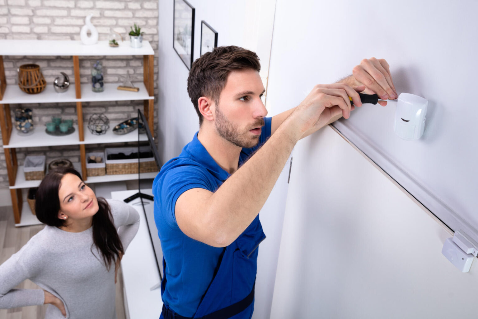 Understanding Electrical Leakage: Causes, Signs, and Solutions