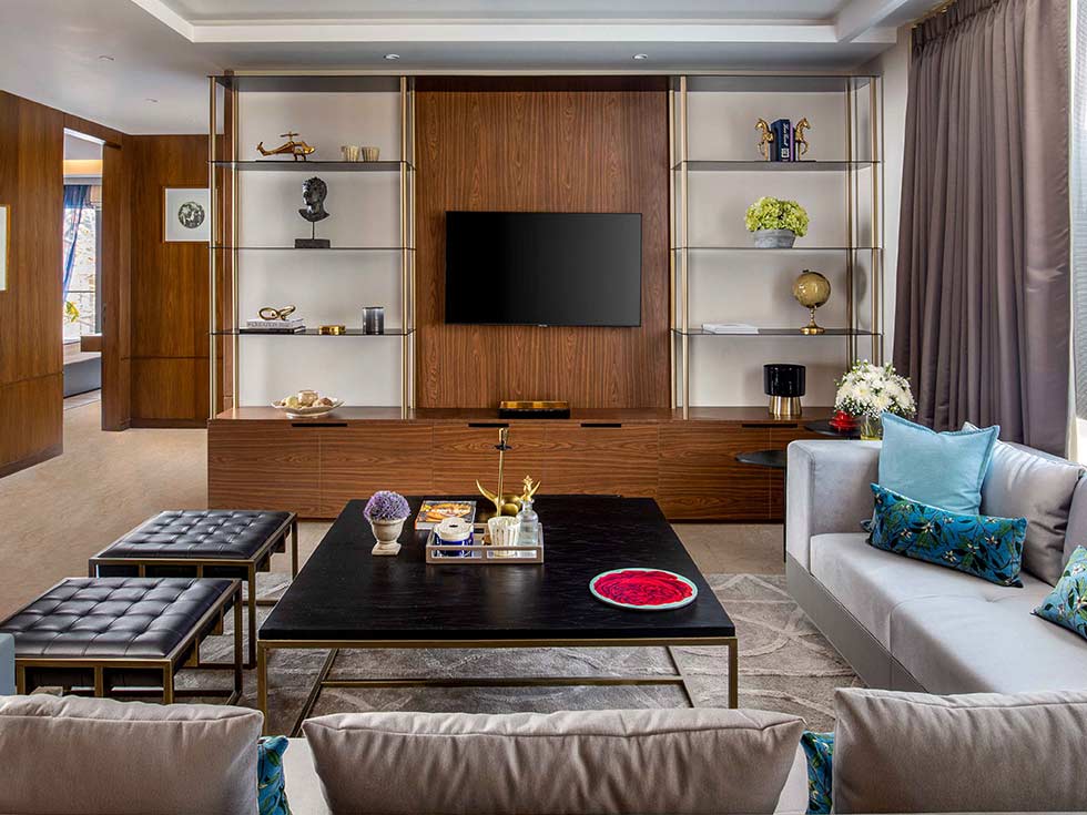 Transform Your Small Living Room with Creative TV Room Ideas