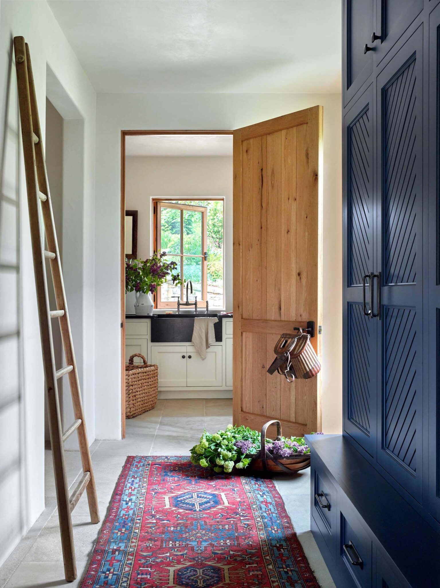Tips for Designing a Functional Mudroom - Livinator